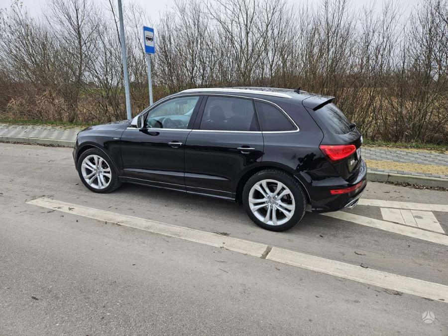 Black Audi SQ5 2016 in Palanga, with an engine capacity of 3.00 L and mileage of 139 thousand km for 20900 €, photo 2 on AUTOMOTO.COM.LV