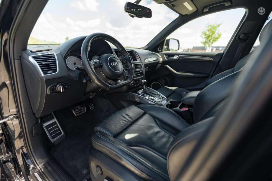 Black Audi SQ5 2016 in Klaipeda, with an engine capacity of 3.00 L and mileage of 229 thousand km for 14500 €, photo 20 on AUTOMOTO.COM.LV