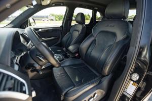 Black Audi SQ5 2016 in Klaipeda, with an engine capacity of 3.00 L and mileage of 229 thousand km for 14500 €, photo 22 on AUTOMOTO.COM.LV