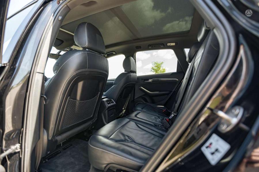 Black Audi SQ5 2016 in Klaipeda, with an engine capacity of 3.00 L and mileage of 229 thousand km for 14500 €, photo 28 on AUTOMOTO.COM.LV