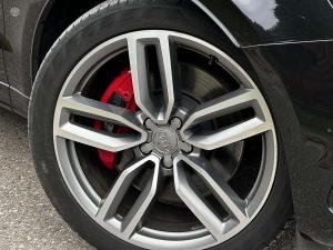 Black Audi SQ5 2016 in Vilnius, with an engine capacity of 2.97 L and mileage of 216 thousand km for 18550 €, photo 4 on AUTOMOTO.COM.LV