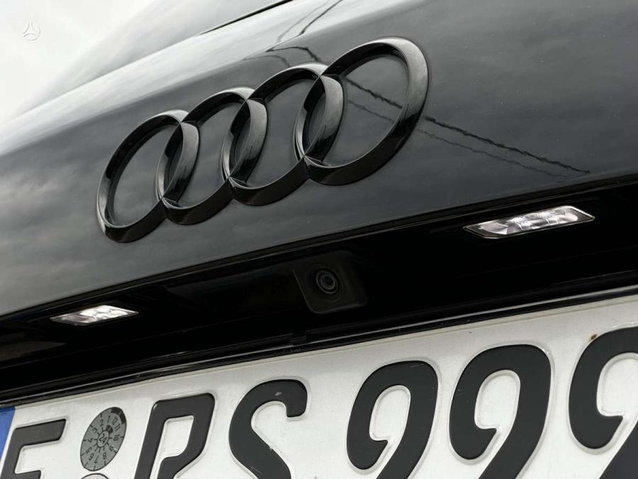 Black Audi SQ5 2016 in Vilnius, with an engine capacity of 2.97 L and mileage of 216 thousand km for 18550 €, photo 7 on AUTOMOTO.COM.LV