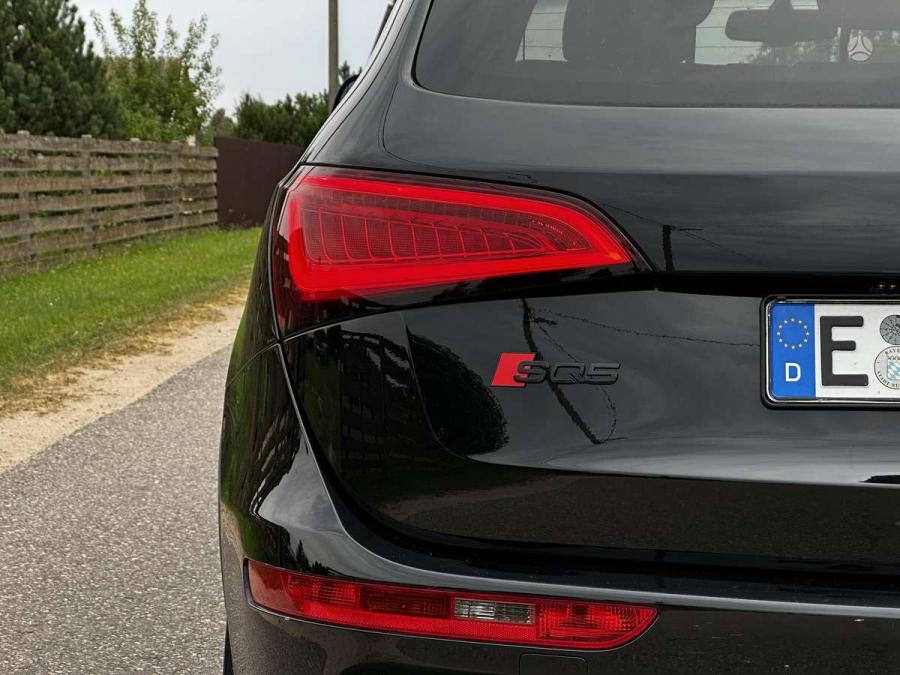 Black Audi SQ5 2016 in Vilnius, with an engine capacity of 2.97 L and mileage of 216 thousand km for 18550 €, photo 13 on AUTOMOTO.COM.LV