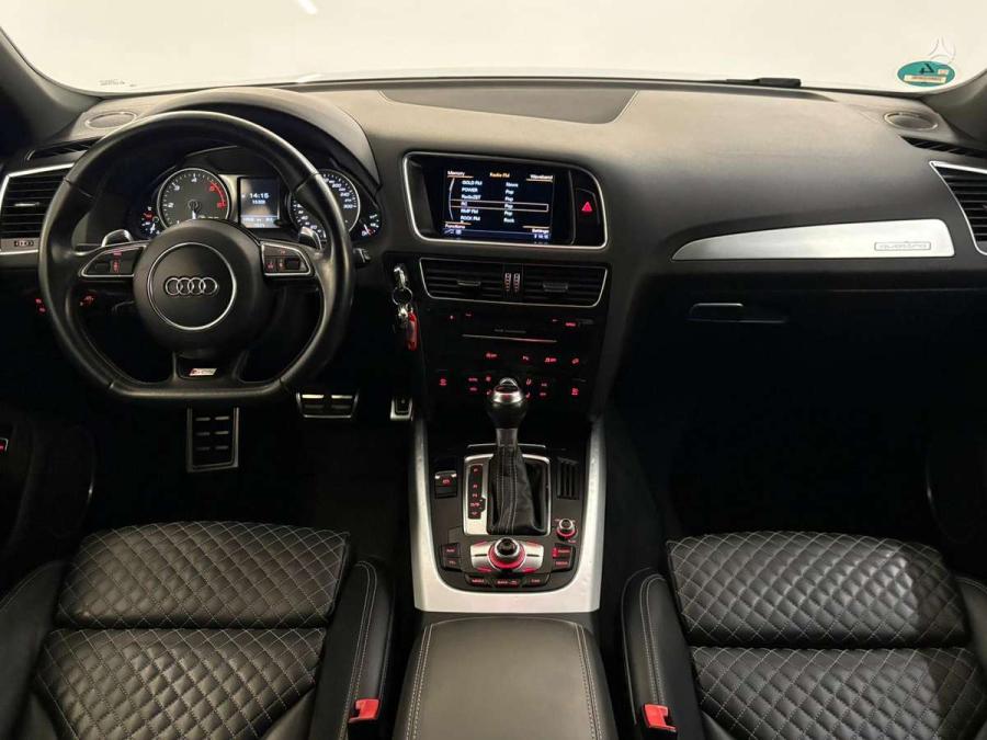 Black Audi SQ5 2016 in Marijampole, with an engine capacity of 2.97 L and mileage of 149 thousand km for 17999 €, photo 6 on AUTOMOTO.COM.LV
