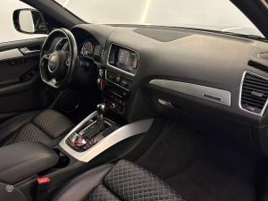 Black Audi SQ5 2016 in Marijampole, with an engine capacity of 2.97 L and mileage of 149 thousand km for 17999 €, photo 9 on AUTOMOTO.COM.LV