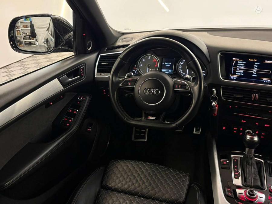 Black Audi SQ5 2016 in Marijampole, with an engine capacity of 2.97 L and mileage of 149 thousand km for 17999 €, photo 11 on AUTOMOTO.COM.LV