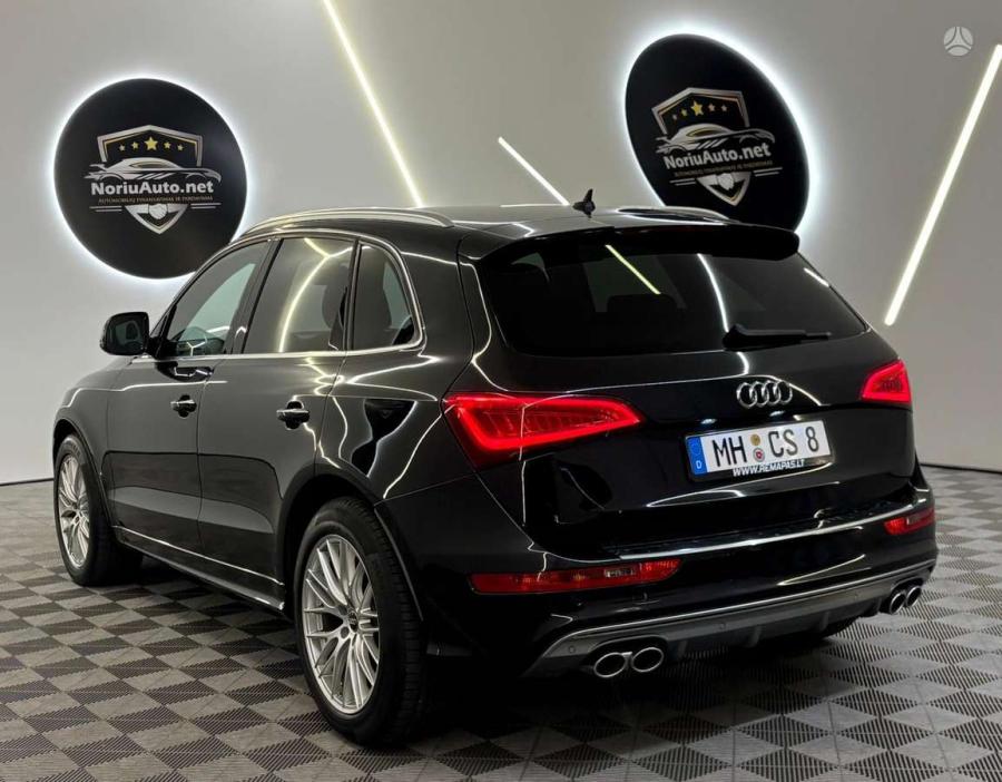 Black Audi SQ5 2016 in Marijampole, with an engine capacity of 2.97 L and mileage of 149 thousand km for 17999 €, photo 26 on AUTOMOTO.COM.LV