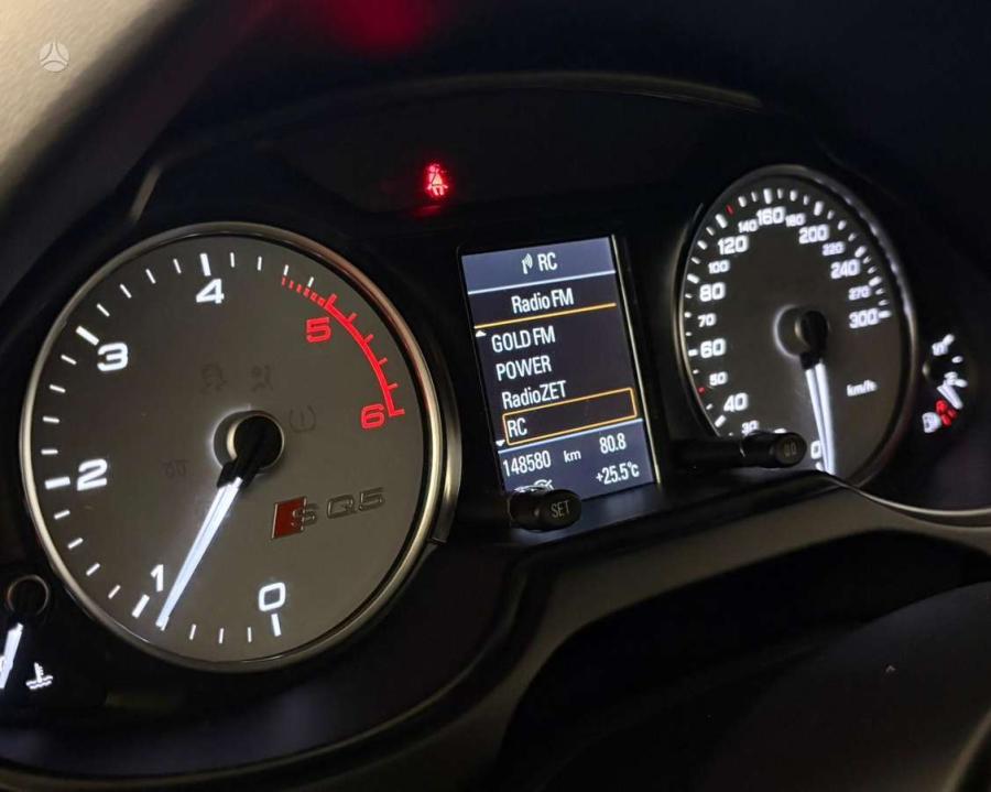 Black Audi SQ5 2016 in Marijampole, with an engine capacity of 2.97 L and mileage of 149 thousand km for 17999 €, photo 30 on AUTOMOTO.COM.LV