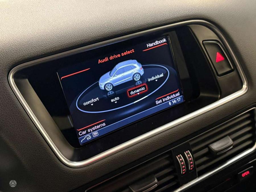 Black Audi SQ5 2016 in Marijampole, with an engine capacity of 2.97 L and mileage of 149 thousand km for 17999 €, photo 31 on AUTOMOTO.COM.LV