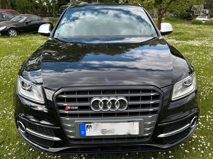 Black Audi SQ5 2017 in Kaunas, with an engine capacity of 3.00 L and mileage of 100 thousand km for 30024 €, photo 8 on AUTOMOTO.COM.LV