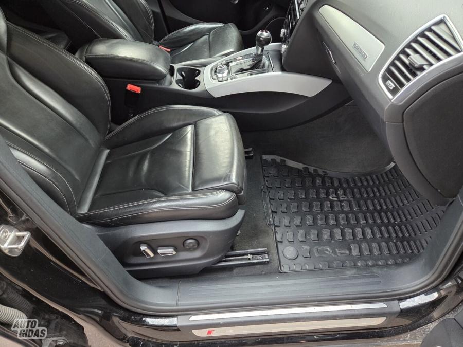 Black Audi SQ5 2017 in Siauliai, with an engine capacity of 3.00 L and mileage of 202 thousand km for 13750 €, photo 11 on AUTOMOTO.COM.LV