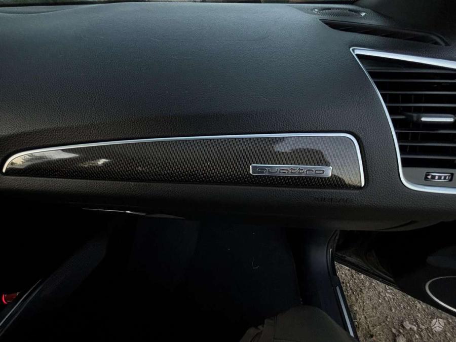 Black Audi SQ5 2017 in Radviliskis, with an engine capacity of 2.97 L and mileage of 306 thousand km for 13900 €, photo 10 on AUTOMOTO.COM.LV