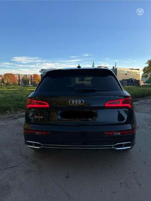 Black Audi SQ5 2018 in Siauliai, with an engine capacity of 3.00 L and mileage of 84 thousand km for 27400 €, photo 2 on AUTOMOTO.COM.LV