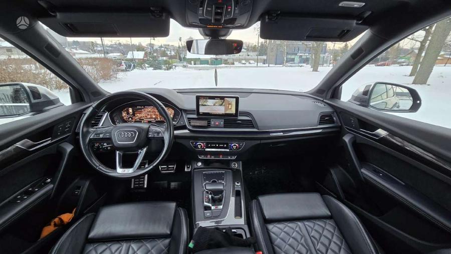 Black Audi SQ5 2018 in Kaunas, with an engine capacity of 3.00 L and mileage of 244 thousand km for 20500 €, photo 15 on AUTOMOTO.COM.LV
