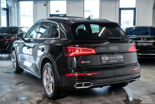 Black Audi SQ5 2018 in Marijampole, with an engine capacity of 3.00 L and mileage of 212 thousand km for 24450 €, photo 10 on AUTOMOTO.COM.LV