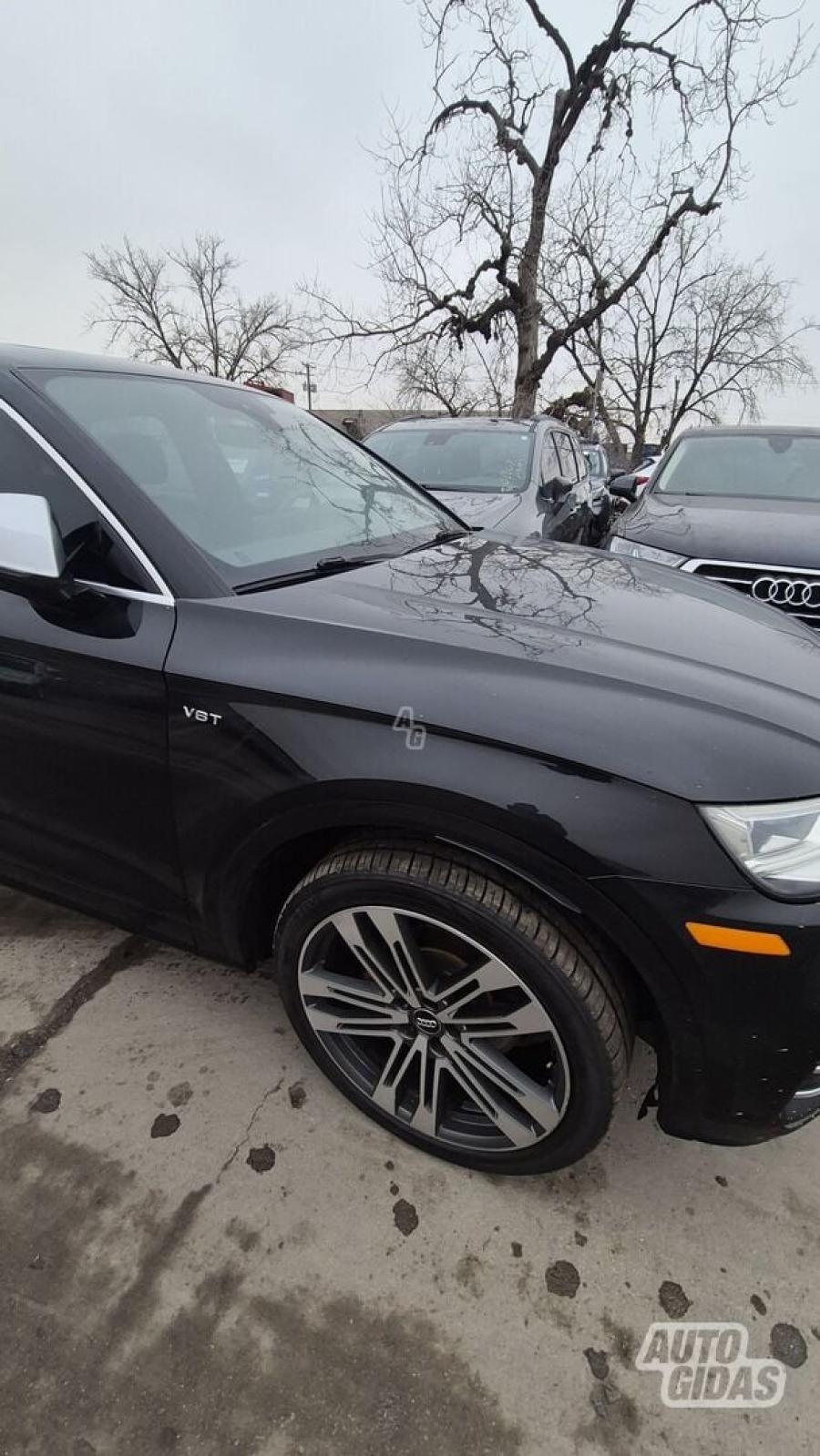 Black Audi SQ5 2018 in Klaipeda, with an engine capacity of 3.00 L and mileage of 235 thousand km for 14500 €, photo 16 on AUTOMOTO.COM.LV