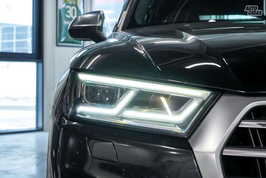 Black Audi SQ5 2018 in Marijampole, with an engine capacity of 3.00 L and mileage of 212 thousand km for 23950 €, photo 7 on AUTOMOTO.COM.LV