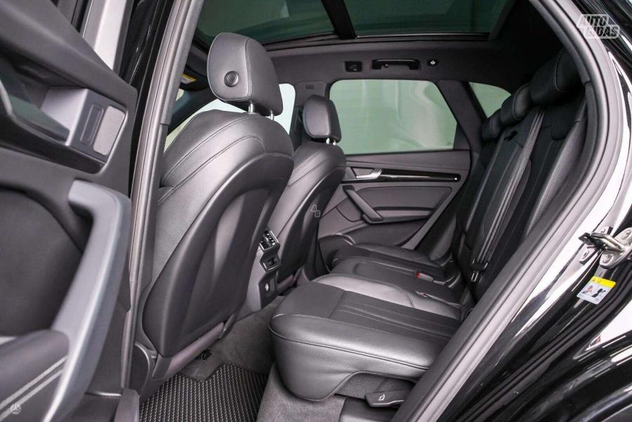 Black Audi SQ5 2018 in Marijampole, with an engine capacity of 3.00 L and mileage of 212 thousand km for 23950 €, photo 34 on AUTOMOTO.COM.LV
