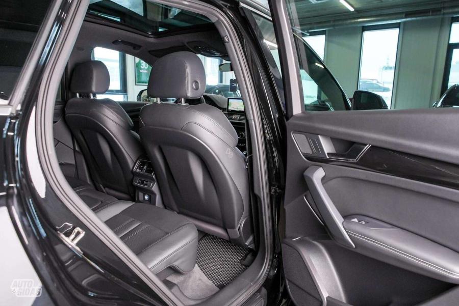 Black Audi SQ5 2018 in Marijampole, with an engine capacity of 3.00 L and mileage of 212 thousand km for 23950 €, photo 35 on AUTOMOTO.COM.LV