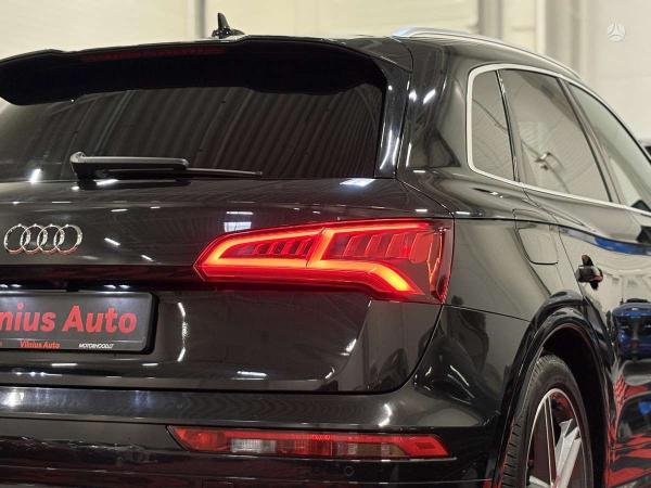 Melns Audi SQ5 2018 Viļņa, ar dzinēja tilpumu 3.00 L un nobraukumu 132 tūkst. km par 25120 €, foto 8 vietnē AUTOMOTO.COM.LV