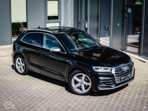 Black Audi SQ5 2018 in Kaunas, with an engine capacity of 3.00 L and mileage of 212 thousand km for 22450 €, photo 4 on AUTOMOTO.COM.LV