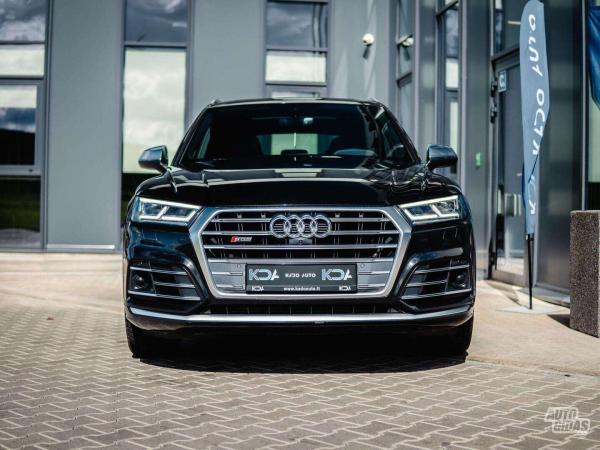 Black Audi SQ5 2018 in Kaunas, with an engine capacity of 3.00 L and mileage of 212 thousand km for 22450 €, photo 4 on AUTOMOTO.COM.LV