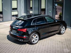 Black Audi SQ5 2018 in Kaunas, with an engine capacity of 3.00 L and mileage of 212 thousand km for 22450 €, photo 15 on AUTOMOTO.COM.LV
