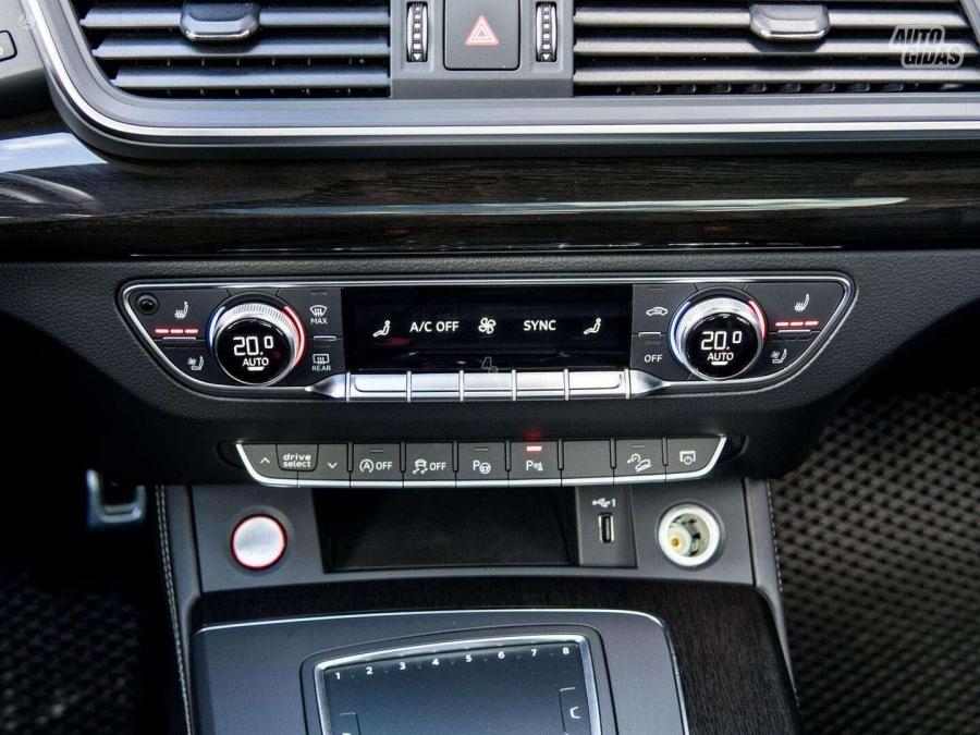 Black Audi SQ5 2018 in Kaunas, with an engine capacity of 3.00 L and mileage of 212 thousand km for 22450 €, photo 22 on AUTOMOTO.COM.LV