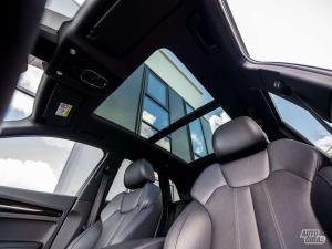 Black Audi SQ5 2018 in Kaunas, with an engine capacity of 3.00 L and mileage of 212 thousand km for 22450 €, photo 28 on AUTOMOTO.COM.LV