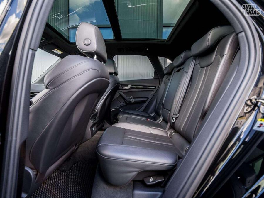 Black Audi SQ5 2018 in Kaunas, with an engine capacity of 3.00 L and mileage of 212 thousand km for 22450 €, photo 33 on AUTOMOTO.COM.LV