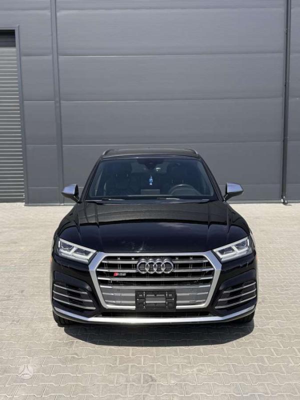 Melns Audi SQ5 2018 Klaipėda, ar dzinēja tilpumu 3.00 L un nobraukumu 232 tūkst. km par 20700 €, foto 2 vietnē AUTOMOTO.COM.LV