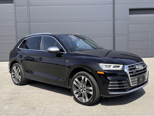 Melns Audi SQ5 2018 Klaipėda, ar dzinēja tilpumu 3.00 L un nobraukumu 232 tūkst. km par 20700 €, foto 4 vietnē AUTOMOTO.COM.LV
