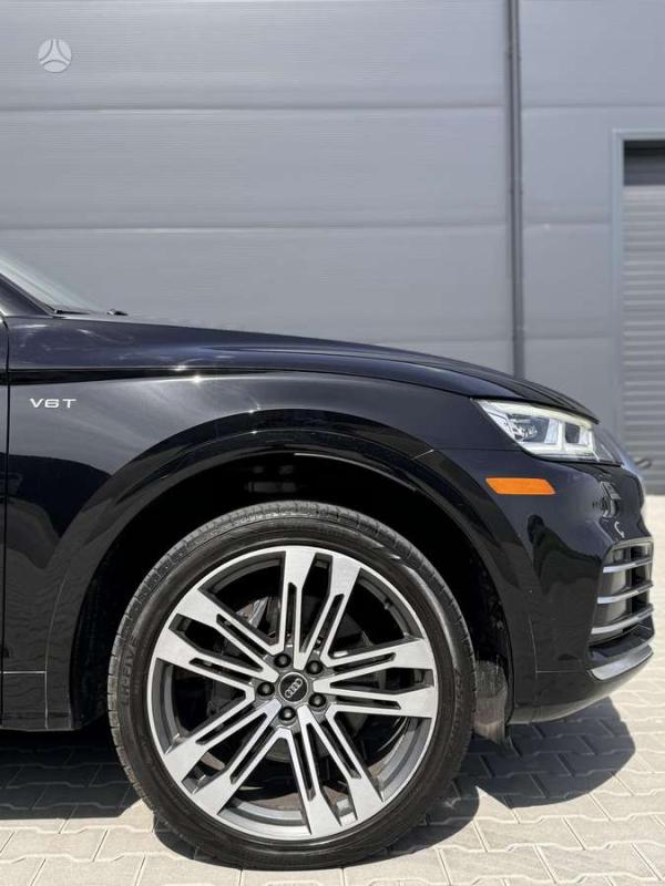 Melns Audi SQ5 2018 Klaipėda, ar dzinēja tilpumu 3.00 L un nobraukumu 232 tūkst. km par 20700 €, foto 5 vietnē AUTOMOTO.COM.LV