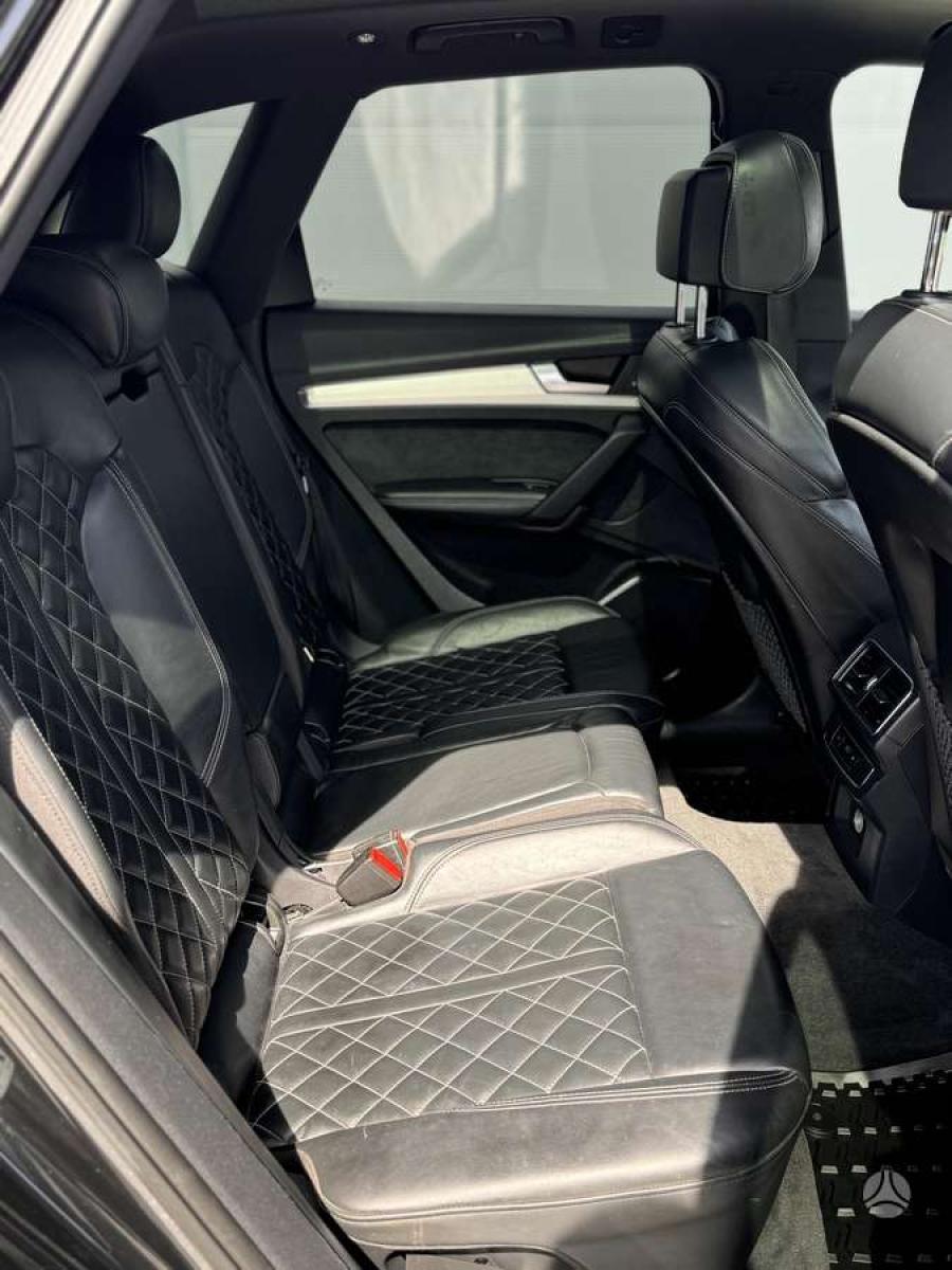 Melns Audi SQ5 2018 Klaipėda, ar dzinēja tilpumu 3.00 L un nobraukumu 232 tūkst. km par 20700 €, foto 18 vietnē AUTOMOTO.COM.LV