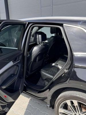 Melns Audi SQ5 2018 Klaipėda, ar dzinēja tilpumu 3.00 L un nobraukumu 232 tūkst. km par 20700 €, foto 22 vietnē AUTOMOTO.COM.LV