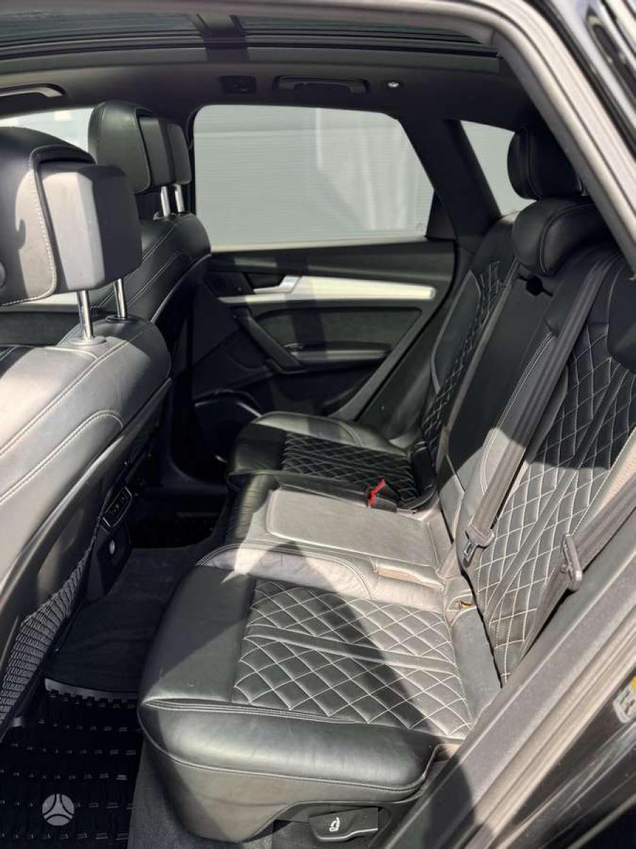 Melns Audi SQ5 2018 Klaipėda, ar dzinēja tilpumu 3.00 L un nobraukumu 232 tūkst. km par 20700 €, foto 23 vietnē AUTOMOTO.COM.LV