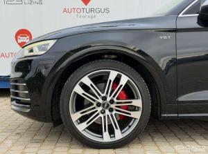 Black Audi SQ5 2018 in Taurage, with an engine capacity of 3.00 L and mileage of 129 thousand km for 25000 €, photo 6 on AUTOMOTO.COM.LV