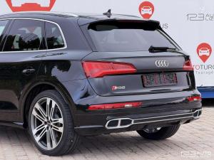 Black Audi SQ5 2018 in Taurage, with an engine capacity of 3.00 L and mileage of 129 thousand km for 25000 €, photo 12 on AUTOMOTO.COM.LV