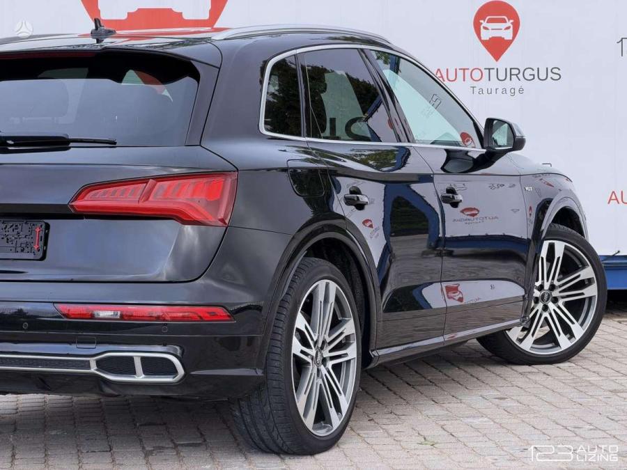 Black Audi SQ5 2018 in Taurage, with an engine capacity of 3.00 L and mileage of 129 thousand km for 25000 €, photo 14 on AUTOMOTO.COM.LV