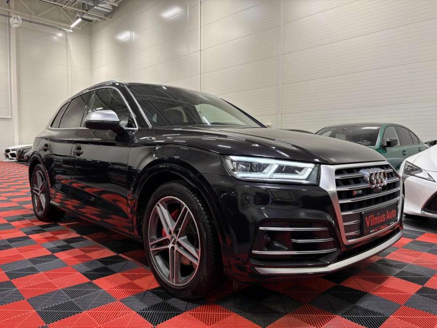 Black Audi SQ5 2018 in Vilnius, with an engine capacity of 3.00 L and mileage of 132 thousand km for 24990 €, photo 4 on AUTOMOTO.COM.LV