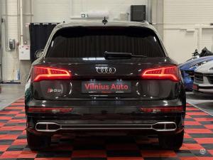 Black Audi SQ5 2018 in Vilnius, with an engine capacity of 3.00 L and mileage of 132 thousand km for 24990 €, photo 6 on AUTOMOTO.COM.LV