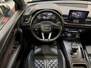 Black Audi SQ5 2018 in Vilnius, with an engine capacity of 3.00 L and mileage of 132 thousand km for 24990 €, photo 22 on AUTOMOTO.COM.LV