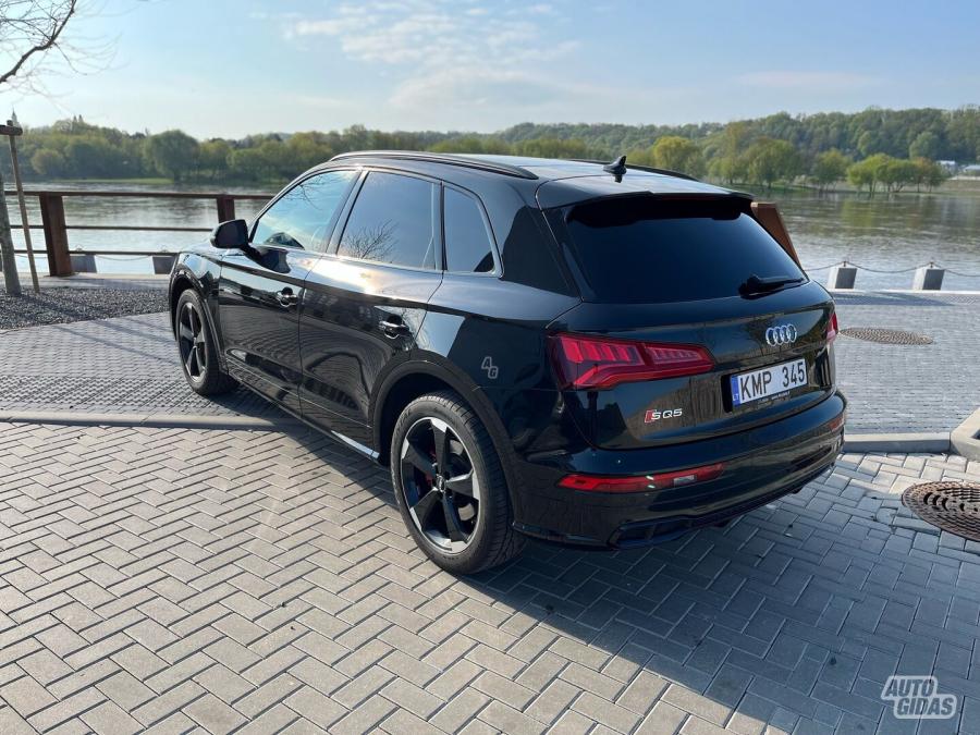 Melns Audi SQ5 2019 Kauņa, ar dzinēja tilpumu 3.00 L un nobraukumu 106 tūkst. km par 29600 €, foto 4 vietnē AUTOMOTO.COM.LV