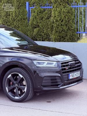 Black Audi SQ5 2020 in Vilnius, with an engine capacity of 3.00 L and mileage of 79 thousand km for 37000 €, photo 3 on AUTOMOTO.COM.LV