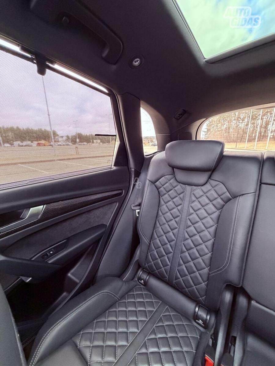 Black Audi SQ5 2020 in Vilnius, with an engine capacity of 3.00 L and mileage of 79 thousand km for 37000 €, photo 28 on AUTOMOTO.COM.LV