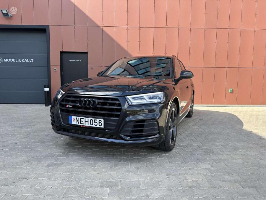 Черный Ауди SQ5 2020 в Вильнюс, объемом двигателя 2.97 л и пробегом 82 тыс. км за 36990 €, фото 4 на AUTOMOTO.COM.LV