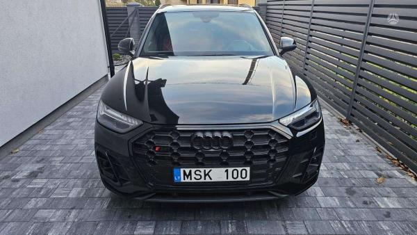 Black Audi SQ5 2021 in Alytus, with an engine capacity of 3.00 L and mileage of 94 thousand km for 39500 €, photo 3 on AUTOMOTO.COM.LV