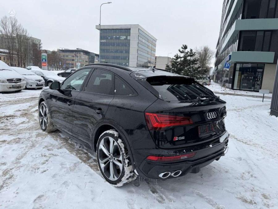 Melns Audi SQ5 2021 Viļņa, ar dzinēja tilpumu 3.00 L un nobraukumu 35 tūkst. km par 28300 €, foto 3 vietnē AUTOMOTO.COM.LV