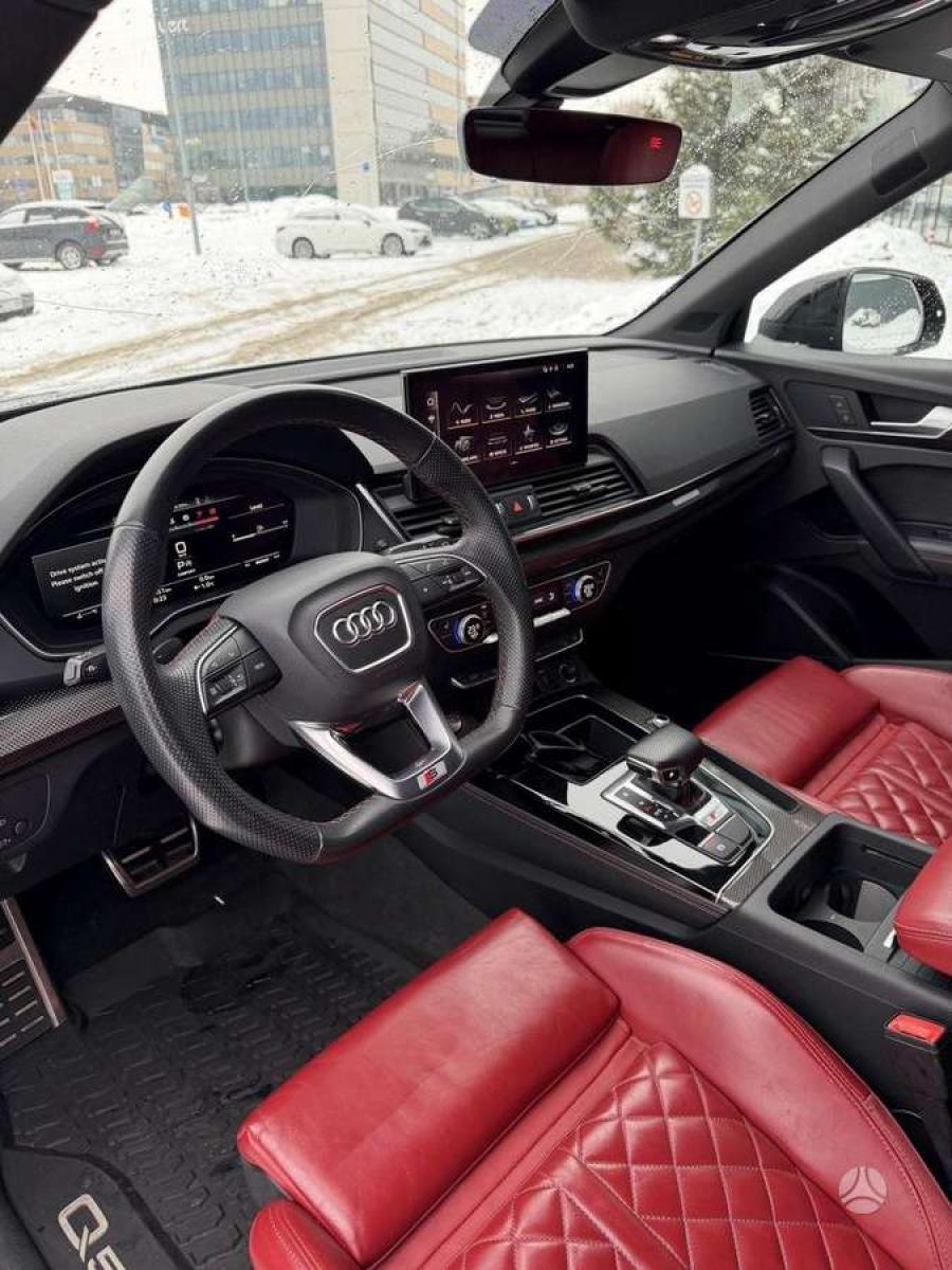 Melns Audi SQ5 2021 Viļņa, ar dzinēja tilpumu 3.00 L un nobraukumu 35 tūkst. km par 28300 €, foto 7 vietnē AUTOMOTO.COM.LV