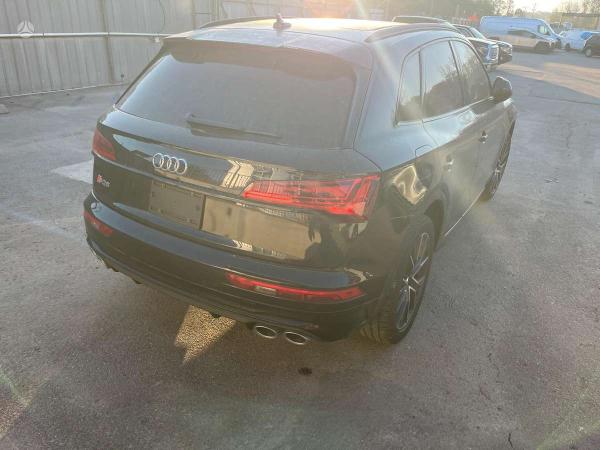Black Audi SQ5 2021 in Ukmerge, with an engine capacity of 3.00 L and mileage of 69 thousand km for 31990 €, photo 9 on AUTOMOTO.COM.LV